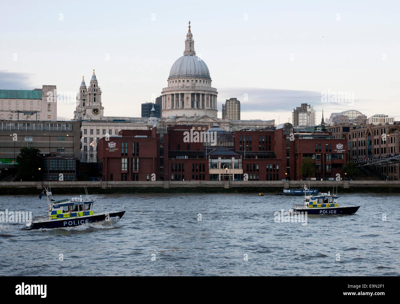 River police patrol boats hi-res stock photography and images - Alamy