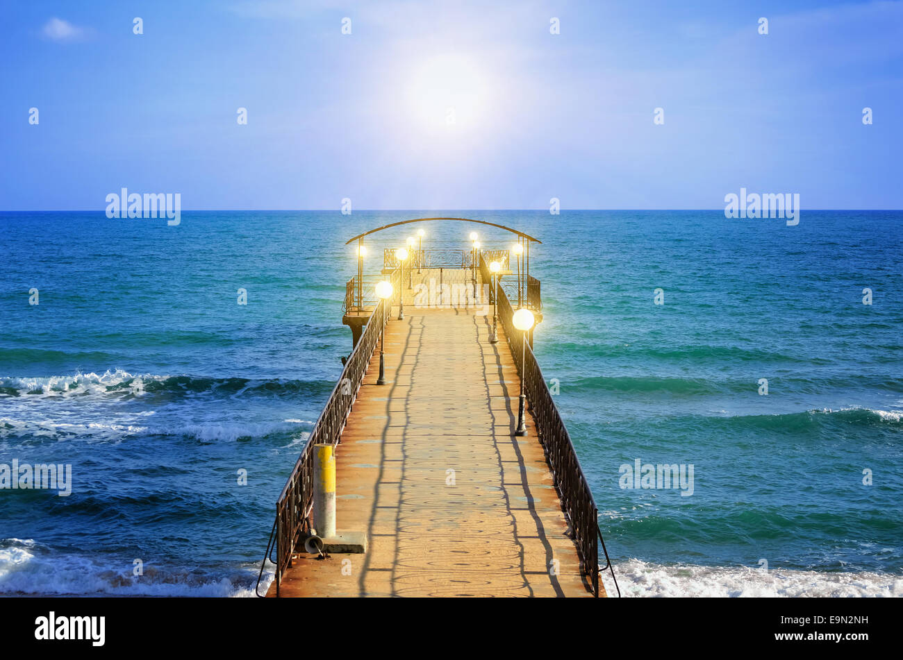 Seaview pier hi-res stock photography and images - Alamy