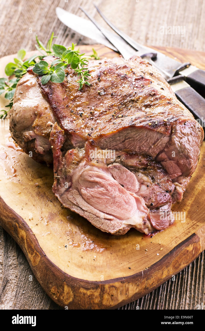 Shoulder lamb roast hi-res stock photography and images - Alamy