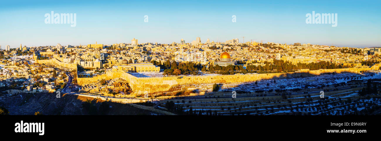 Jerusalem skyline hi-res stock photography and images - Alamy