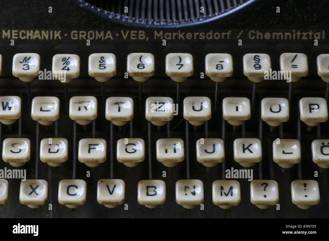 Forge patterns hi-res stock photography and images - Alamy