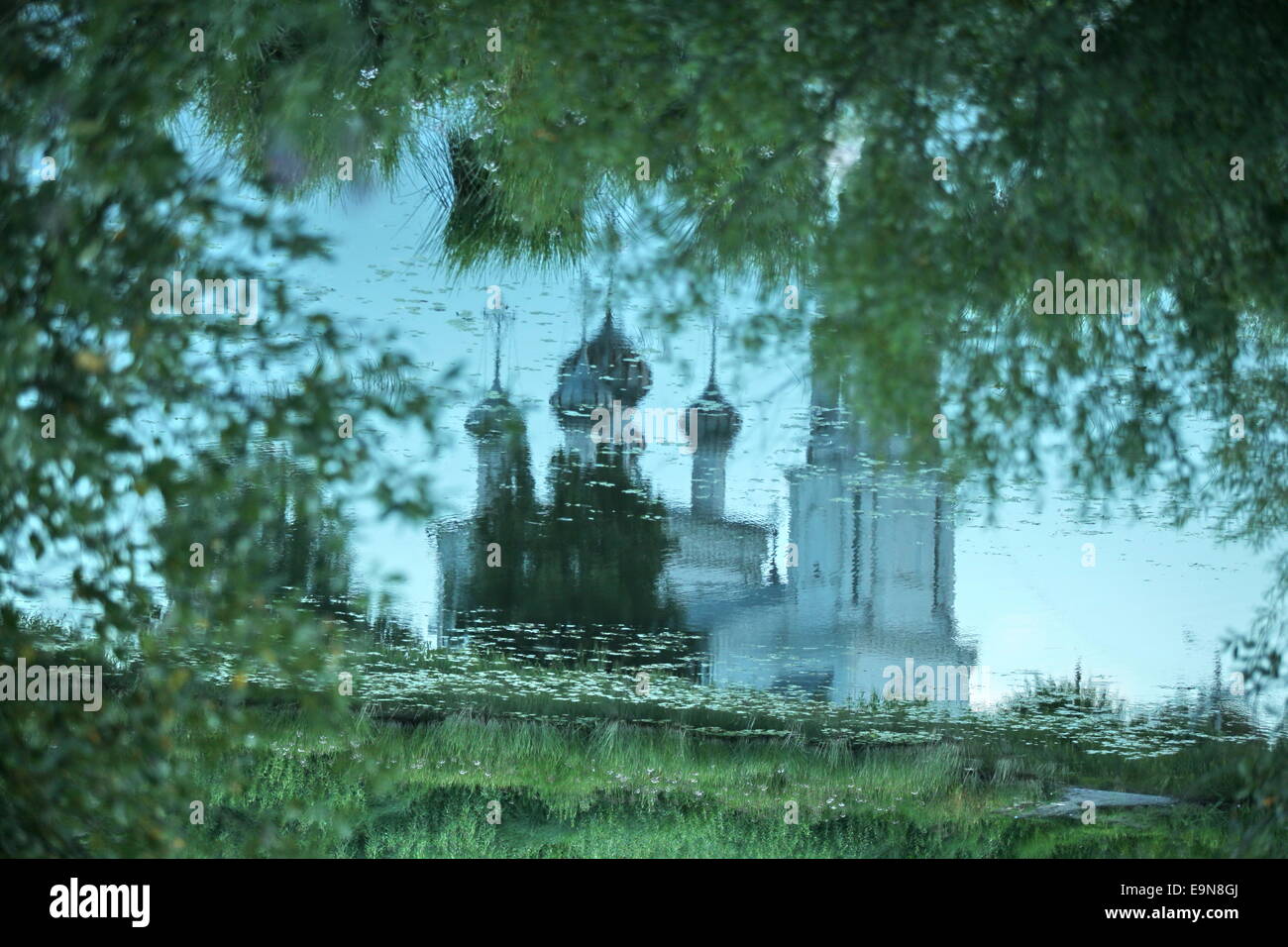 reflection of the temple Stock Photo - Alamy