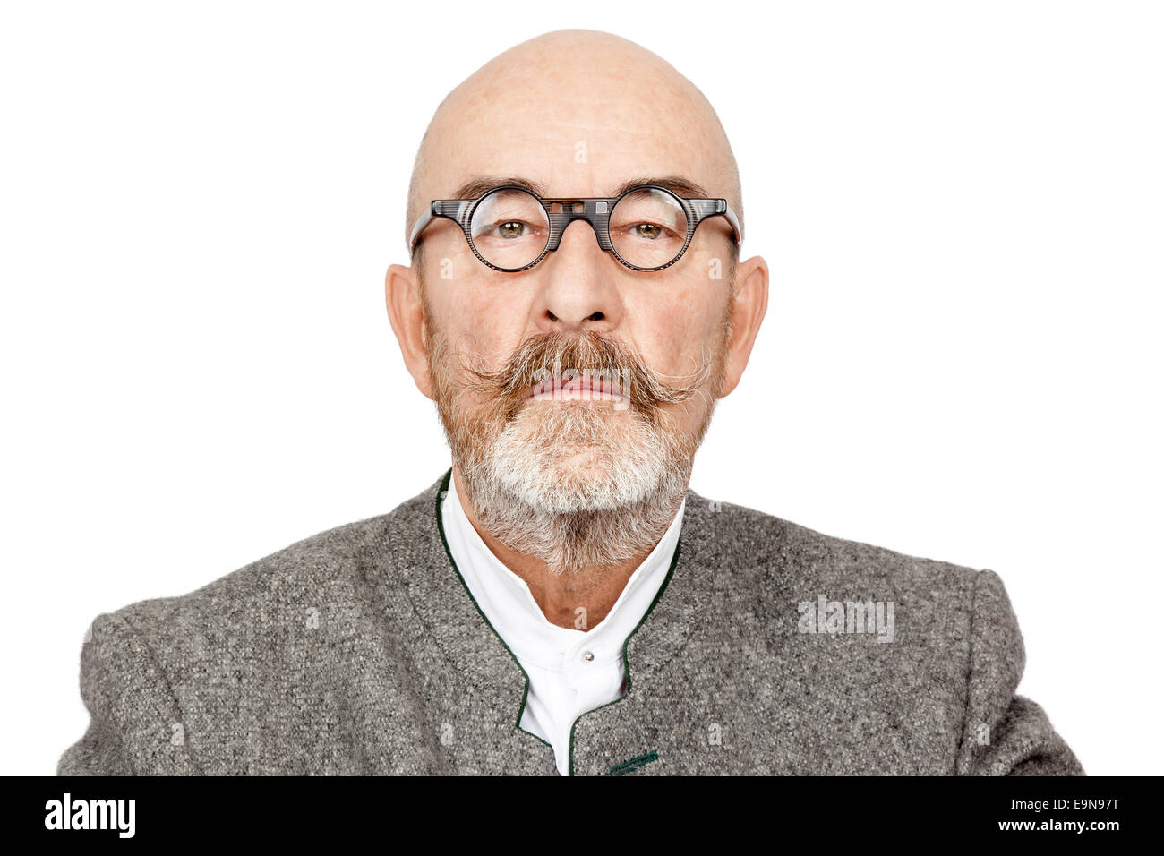 Older man with white hair and beard hi-res stock photography and images ...