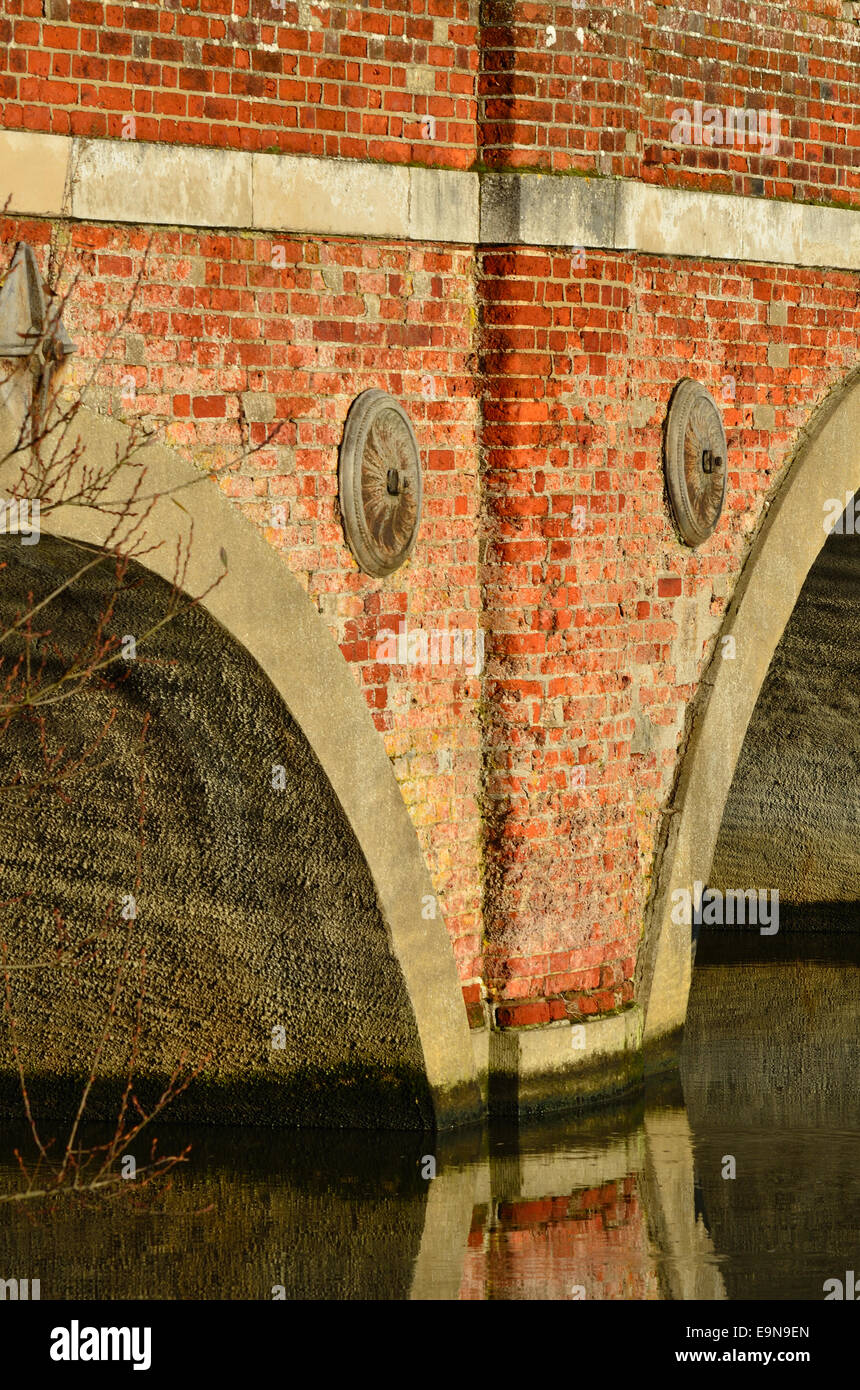 Cattawade bridge river stour cattawade hi-res stock photography and ...