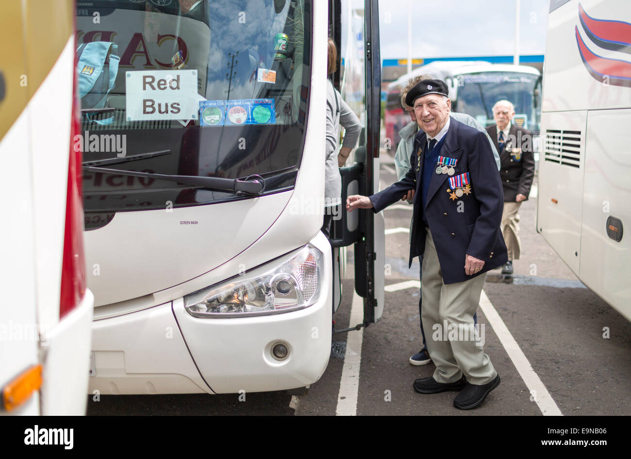 D-Day veteran Joseph Kilroy from Manchester boards a coach as he ...