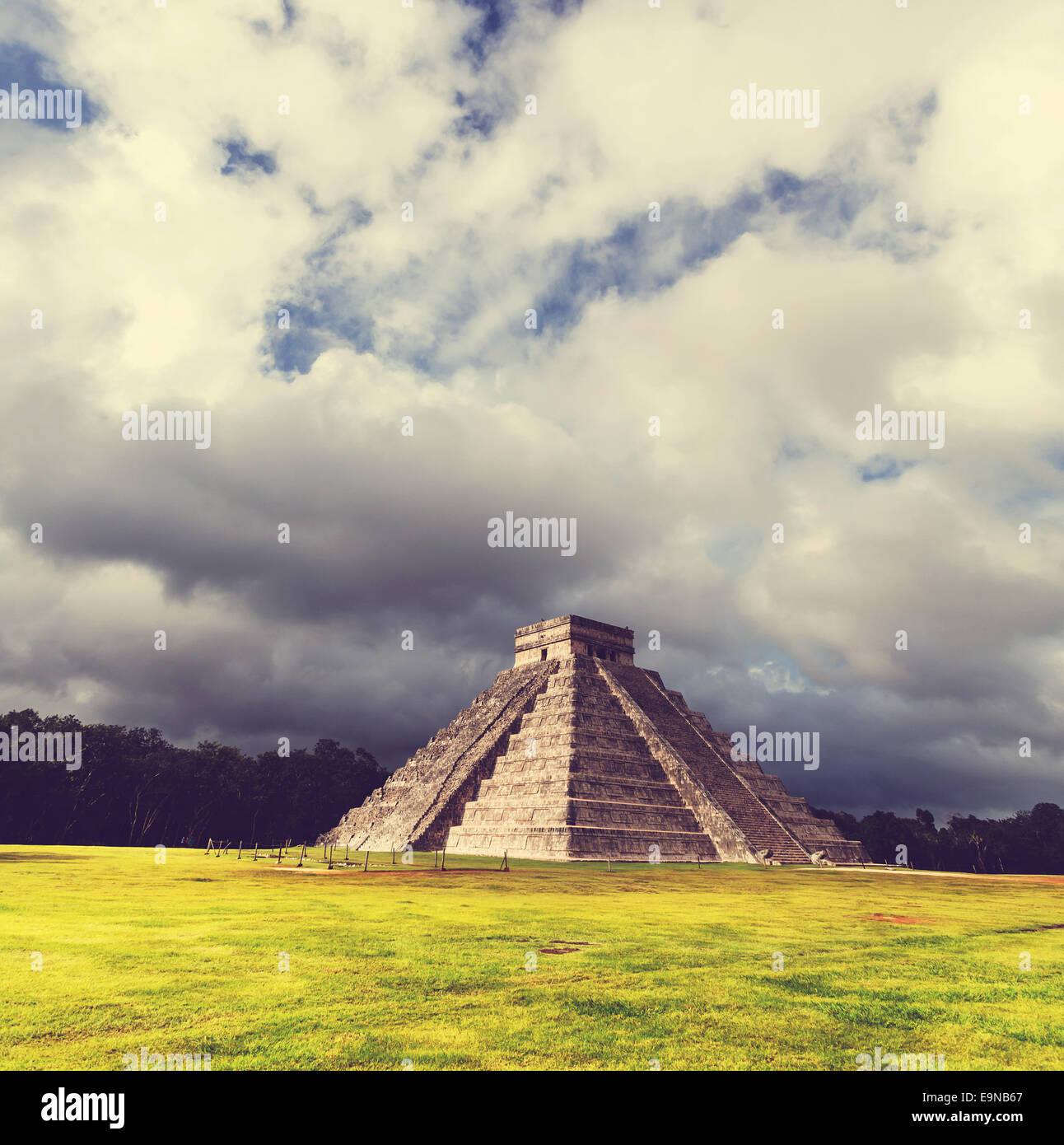 Pyramid in Mexico Stock Photo - Alamy