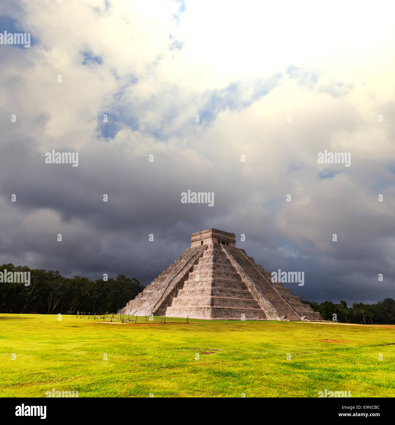 Pyramid in Mexico Stock Photo - Alamy