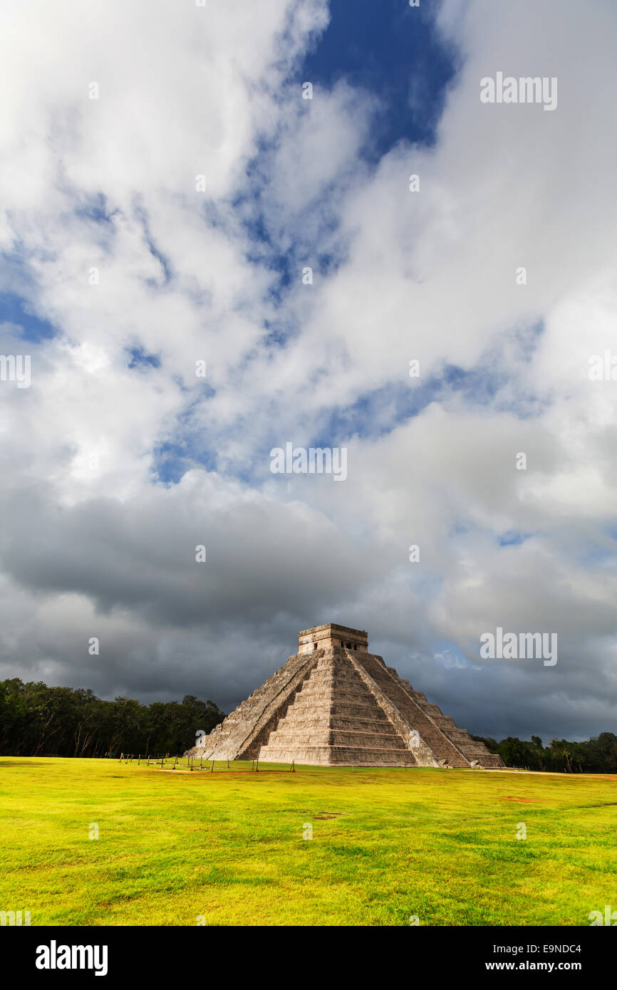Pyramid in Mexico Stock Photo - Alamy