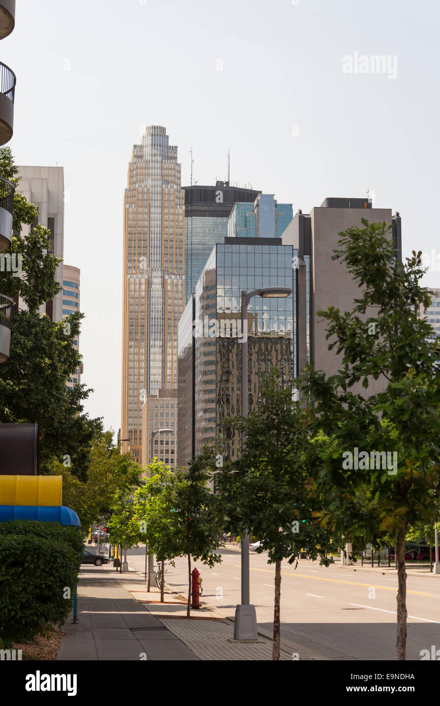 Downtown minneapolis hi-res stock photography and images - Alamy