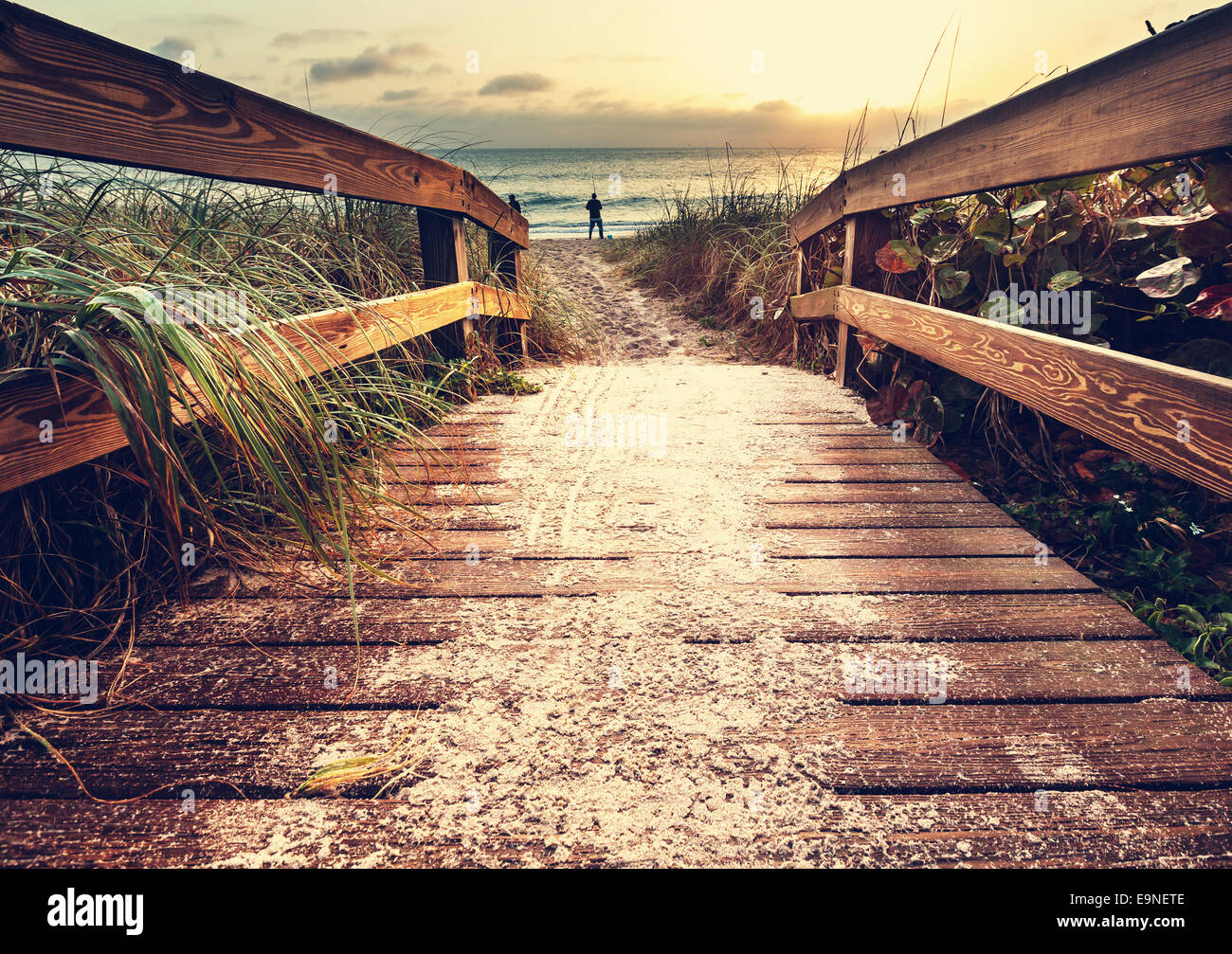 Boardwalk on beach Stock Photo - Alamy