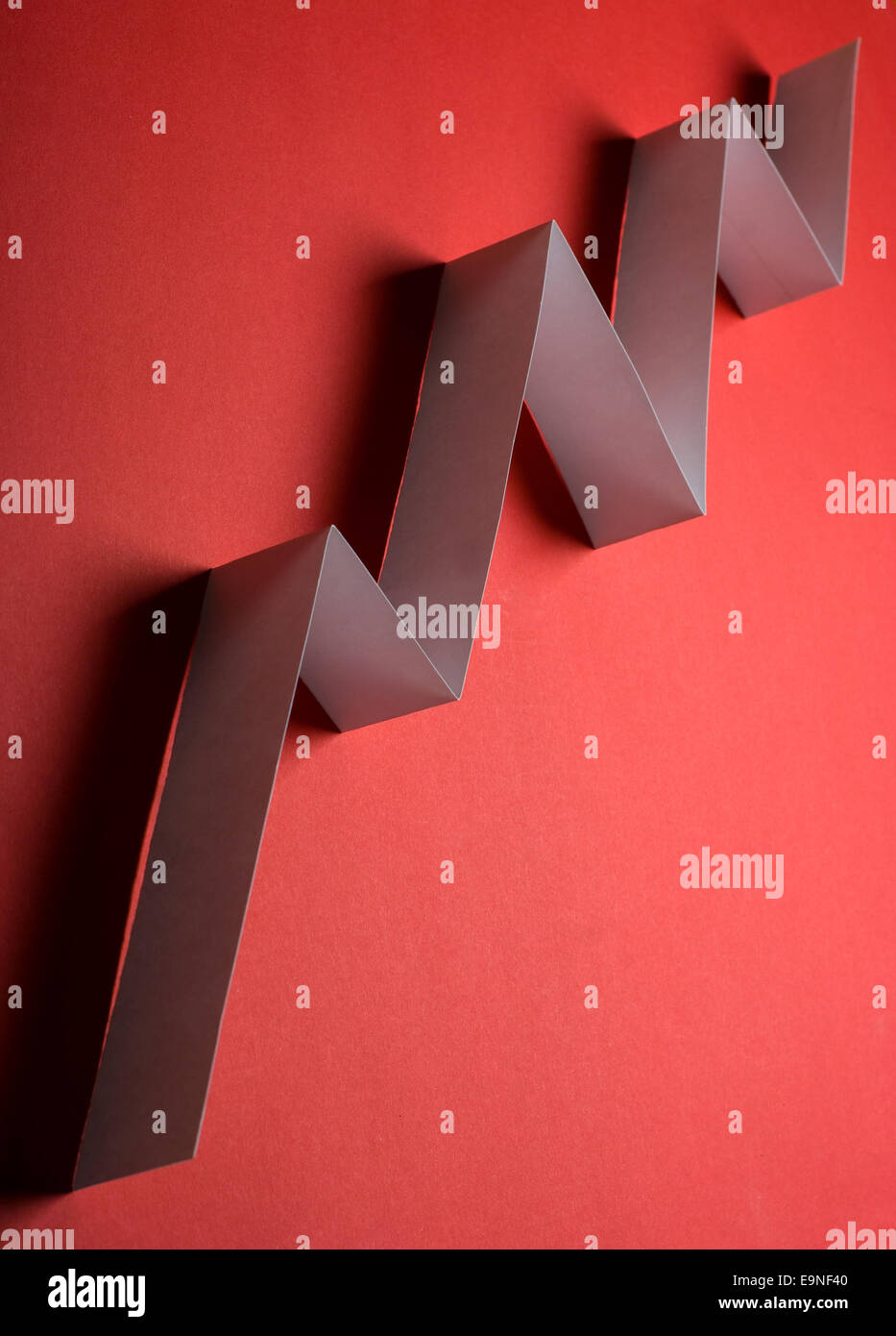 Arrow graph hi-res stock photography and images - Alamy