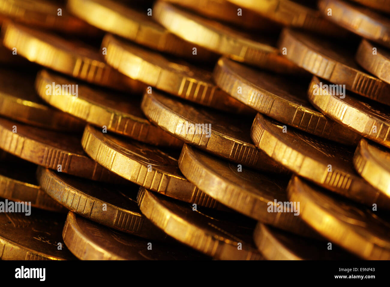 Yellow coin texture hi-res stock photography and images - Alamy