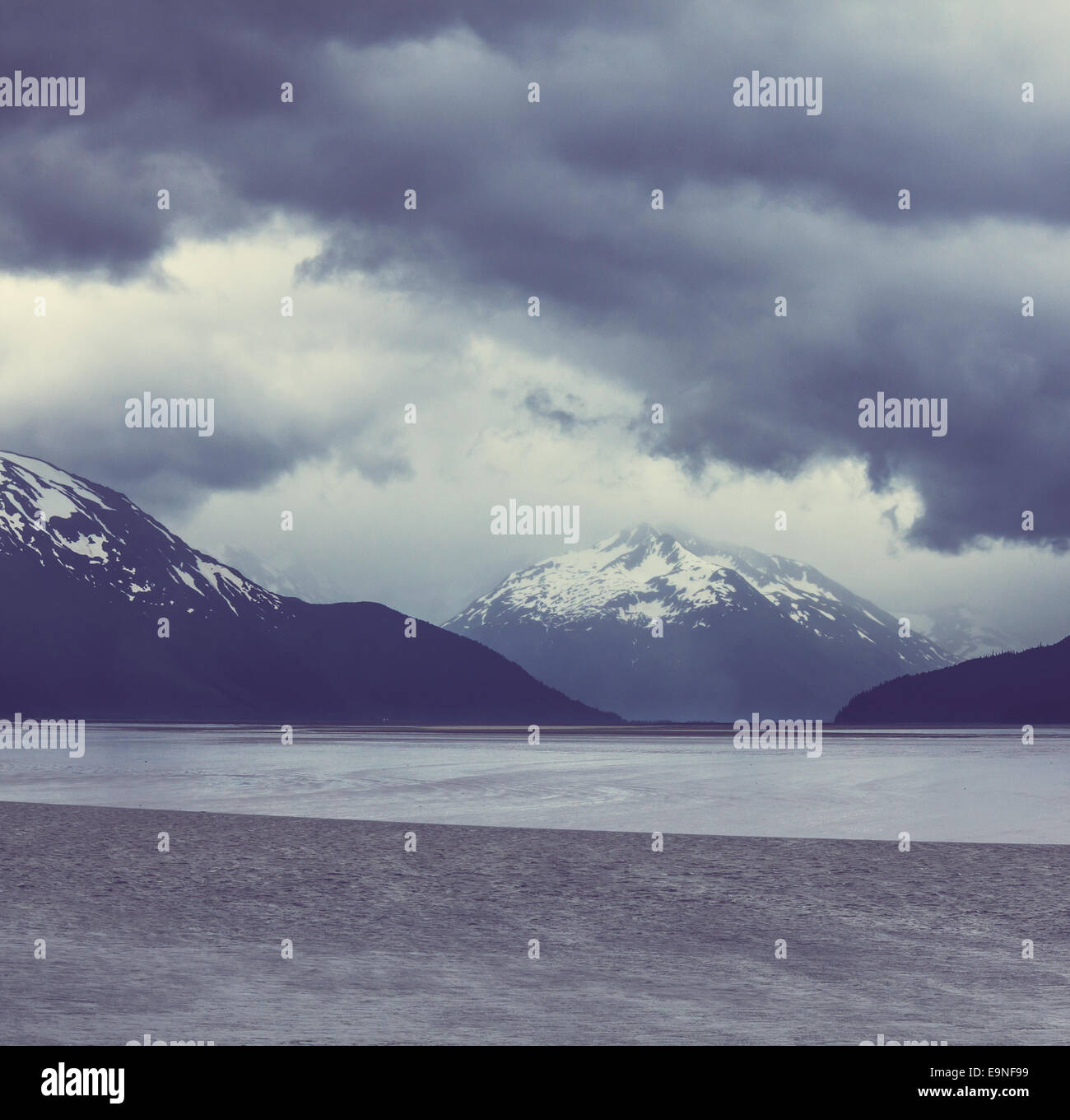 Dramatic landscapes hi-res stock photography and images - Alamy