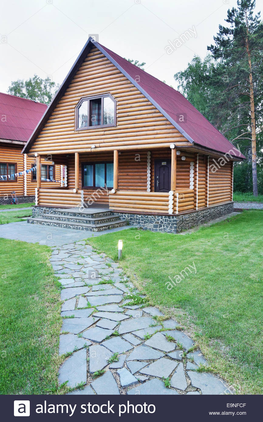 Modern Log House Stock Photos & Modern Log House Stock Images - Alamy