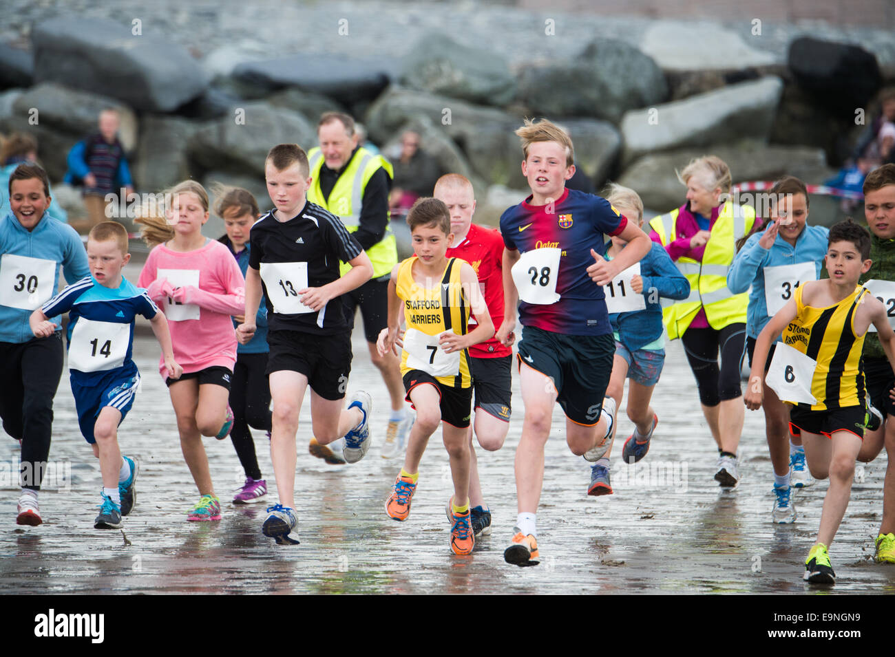 Children running race children run a race hi-res stock photography and ...