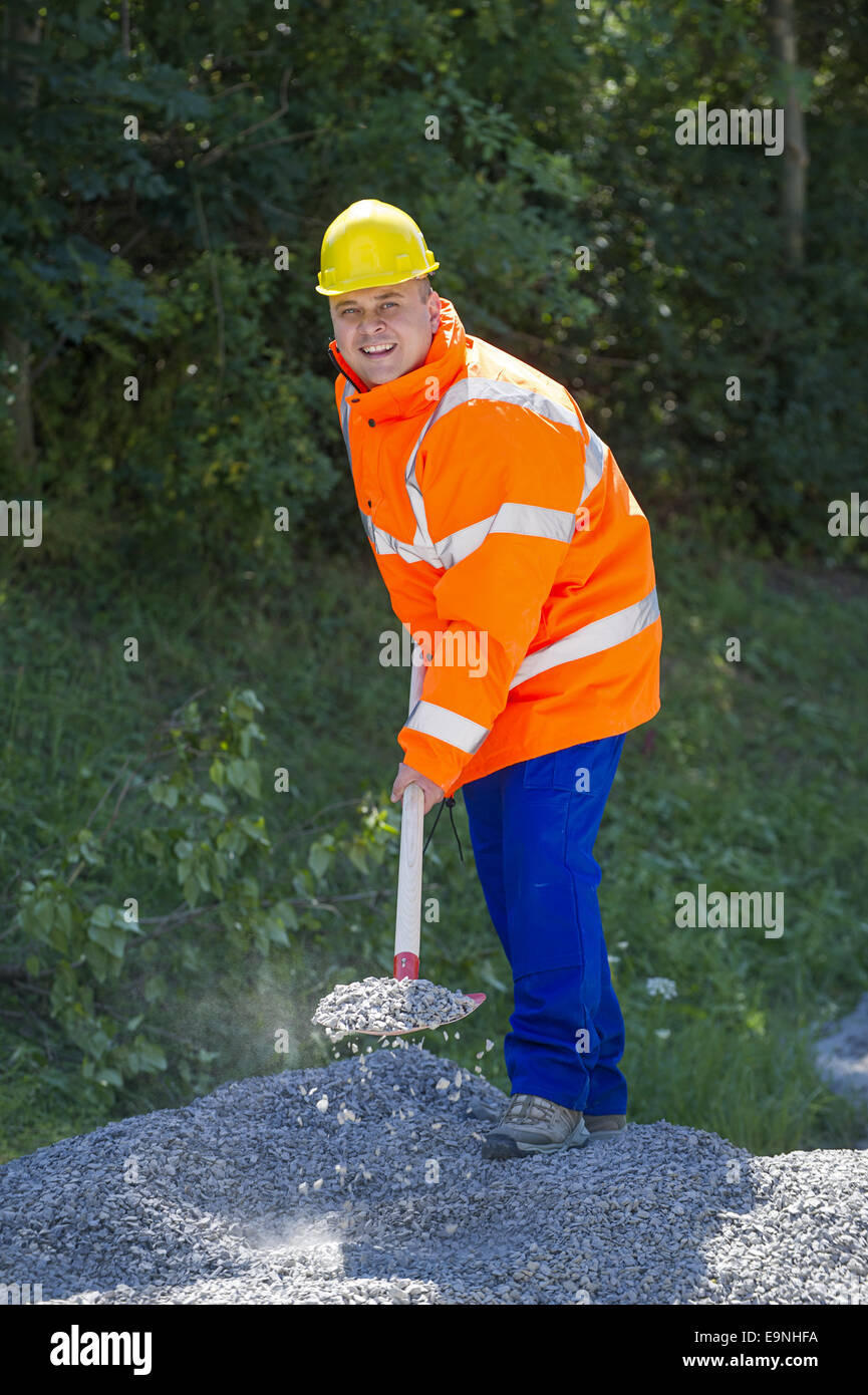 Hand shovel hi-res stock photography and images - Alamy