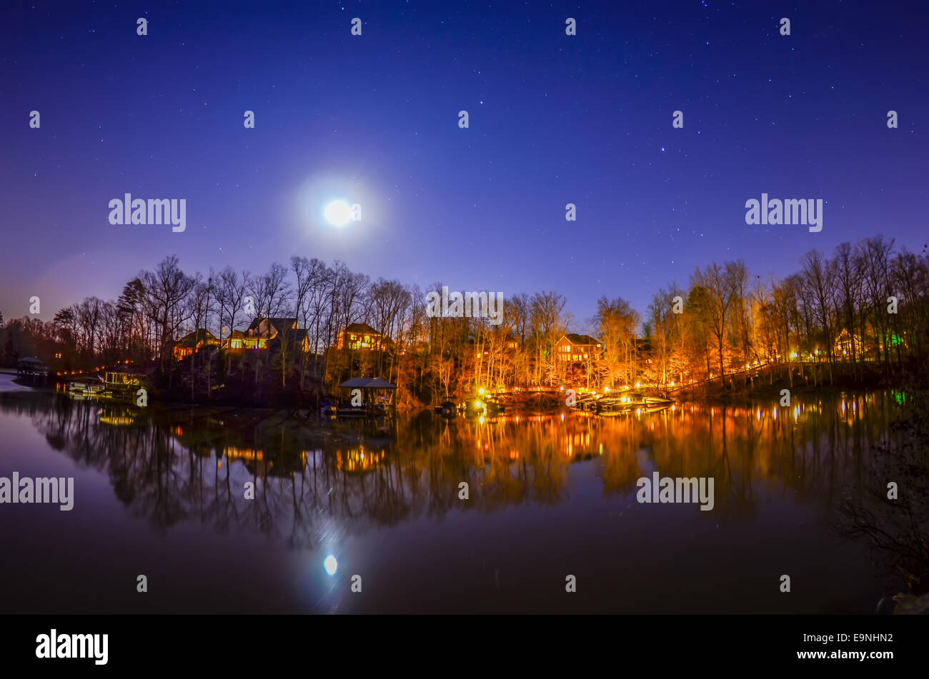 View over lake boats hi-res stock photography and images - Alamy