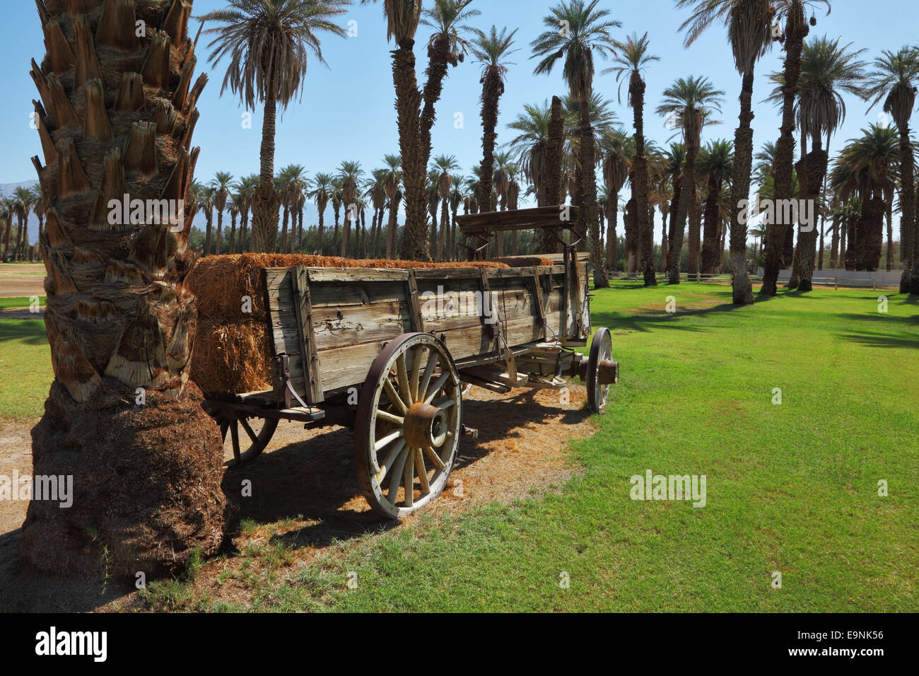 Ancient vehicle of the first settlers Stock Photo - Alamy