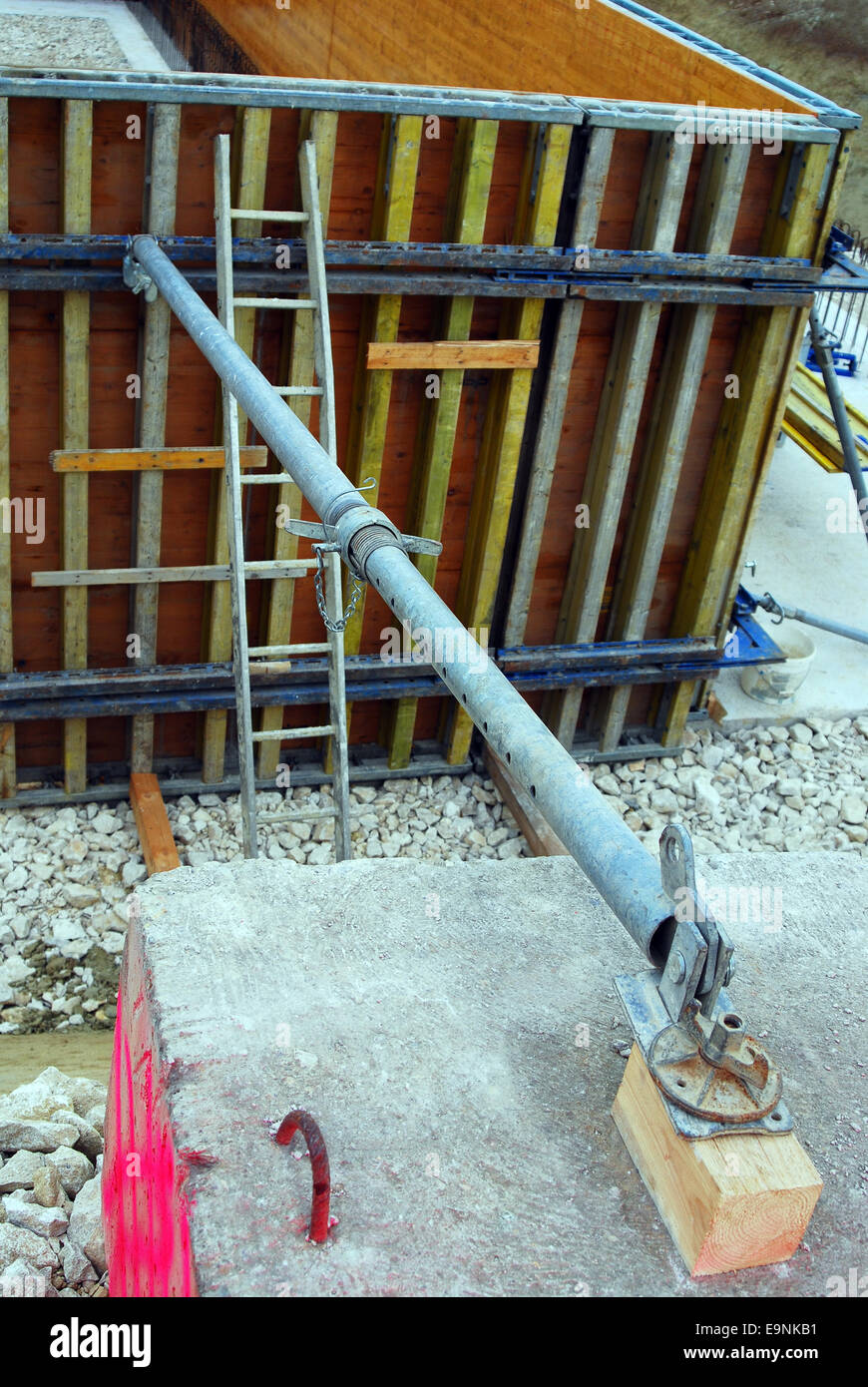 Support and cladding at bridge Stock Photo - Alamy