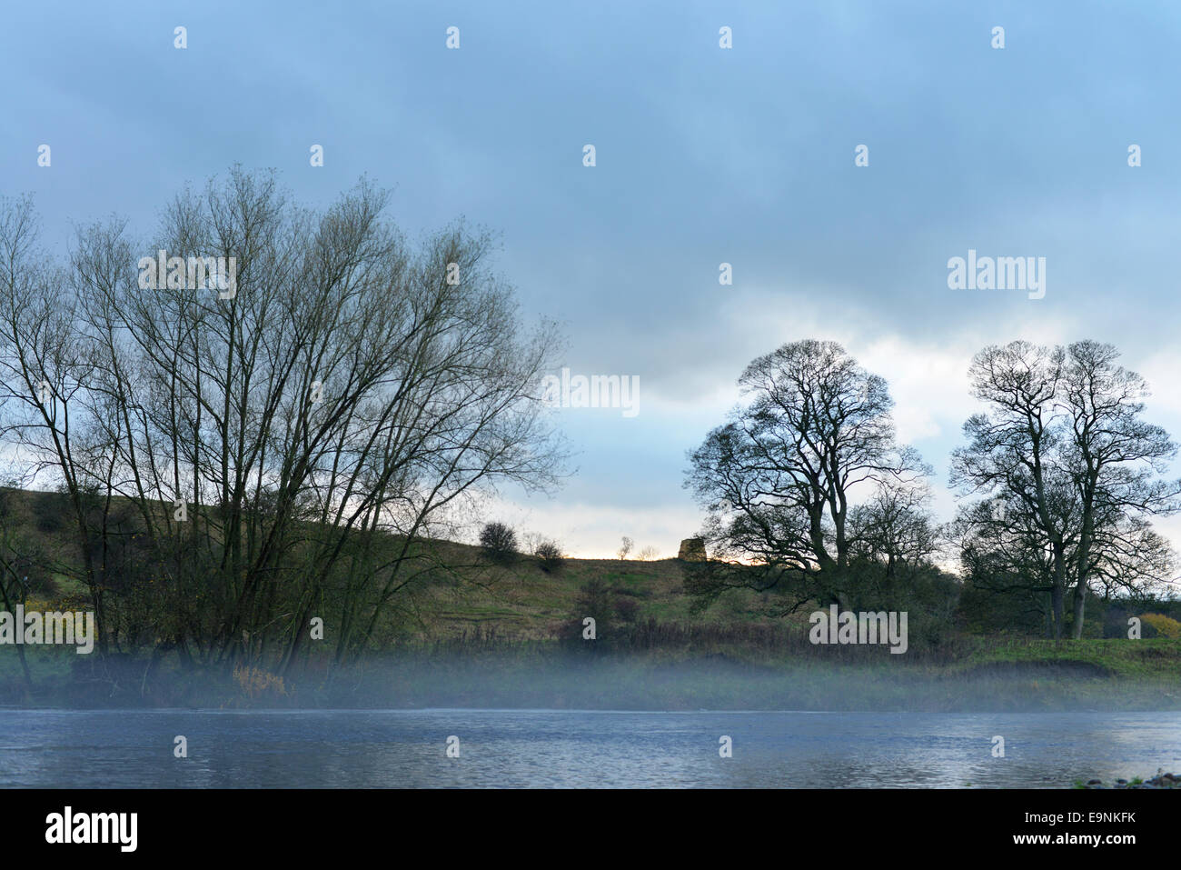 Gainford, County Durham, UK. 30th October 2014. UK weather. The upper ...