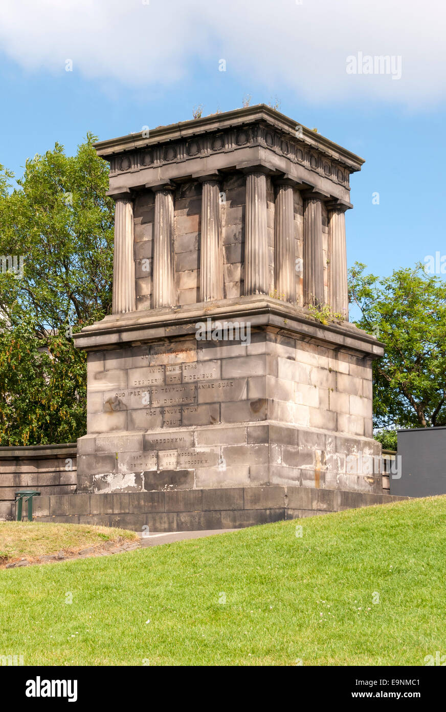 Playfair monument edinburgh hi-res stock photography and images - Alamy