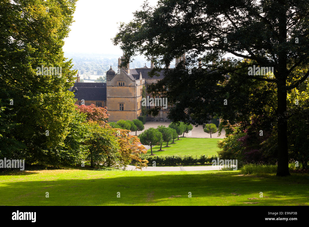 Autumn colours at Batsford Park Arboretum in the Cotswold village of ...
