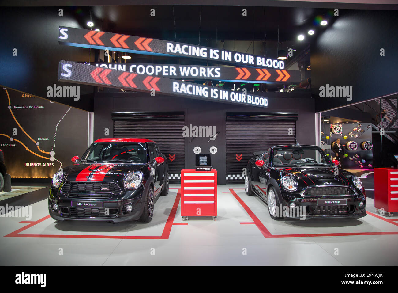 October afternoon racing hi-res stock photography and images - Alamy