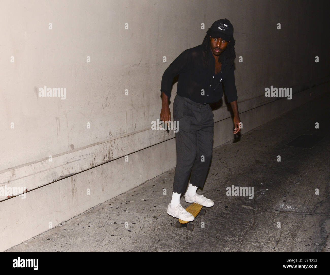 Blood orange singer hi-res stock photography and images - Alamy