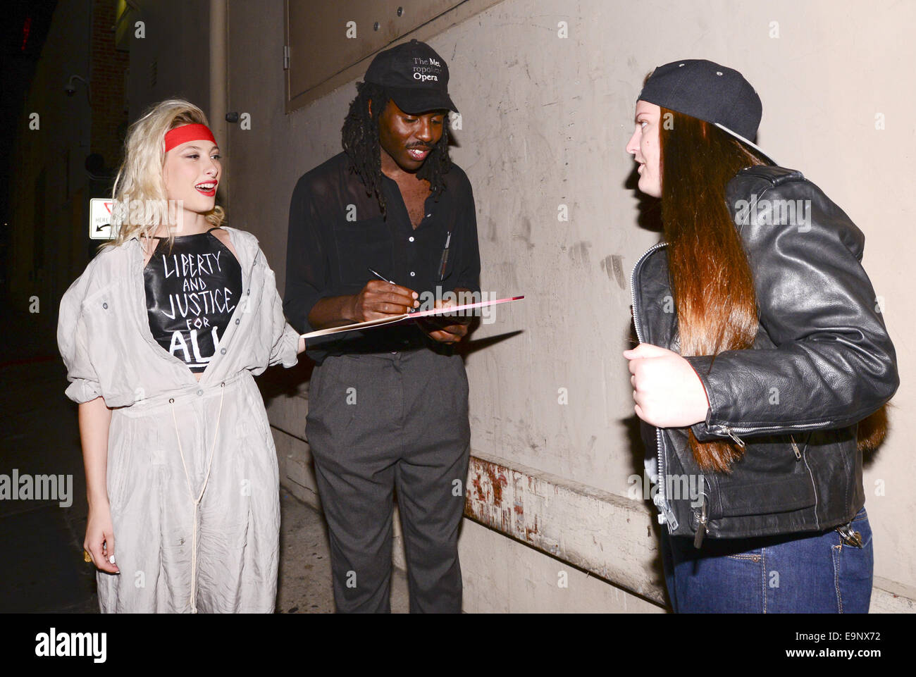 Blood orange singer hi-res stock photography and images - Alamy