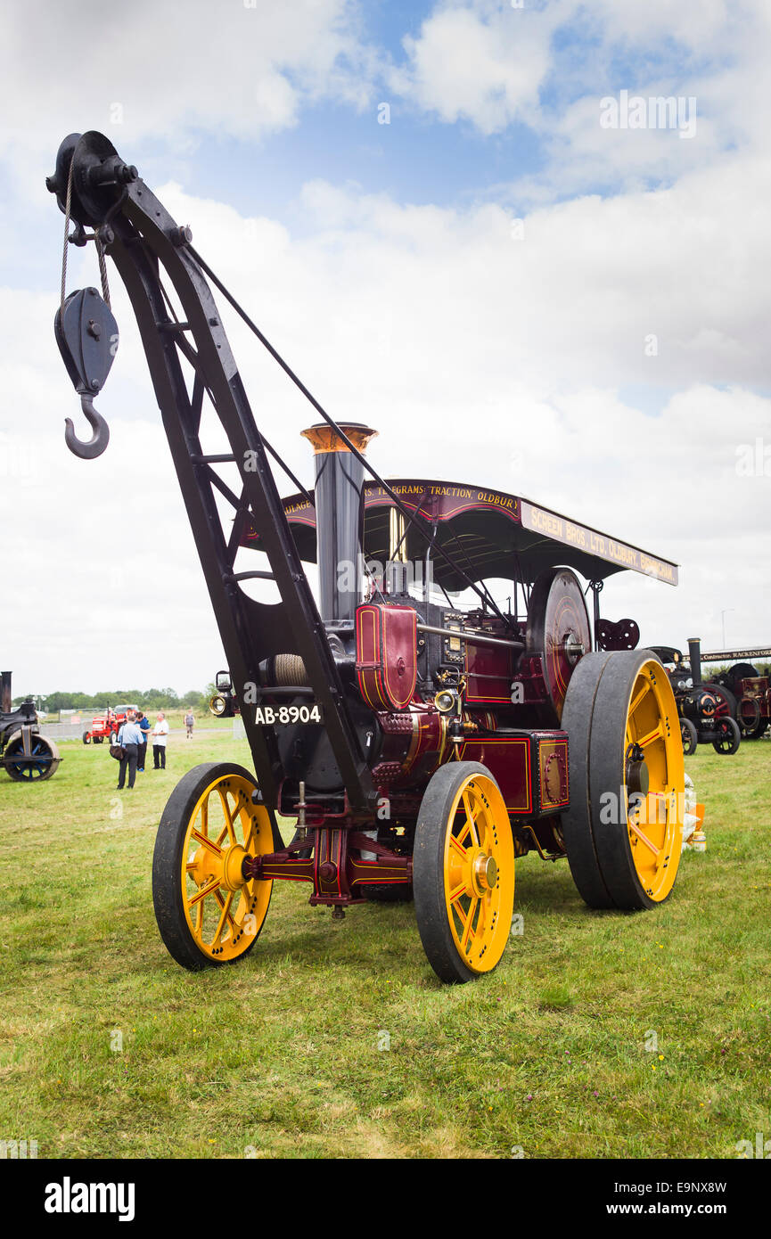 1910 steam traction crane engine hi-res stock photography and images ...