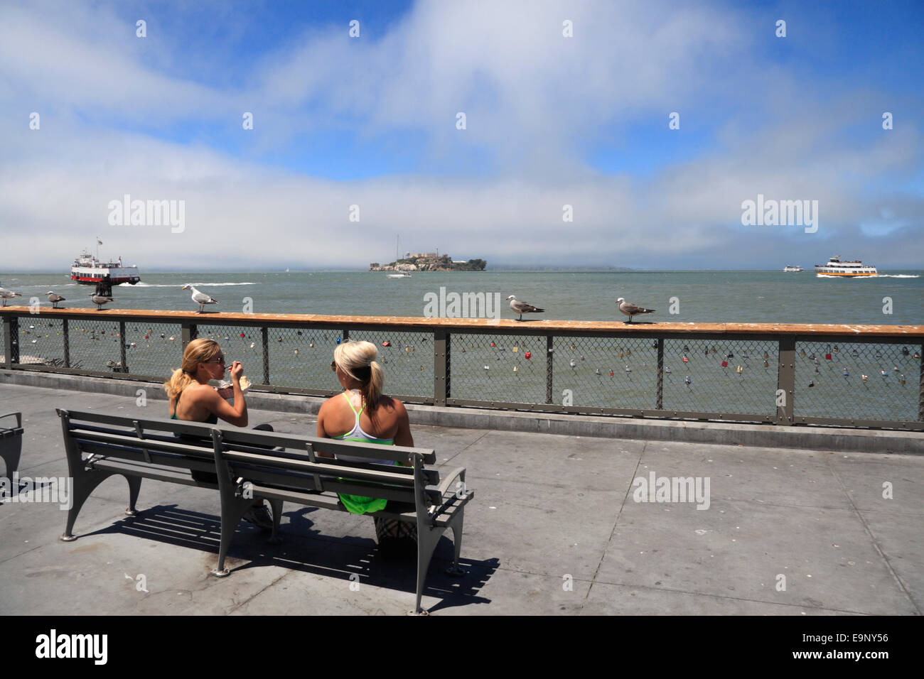 Alcatraz pier hi-res stock photography and images - Alamy