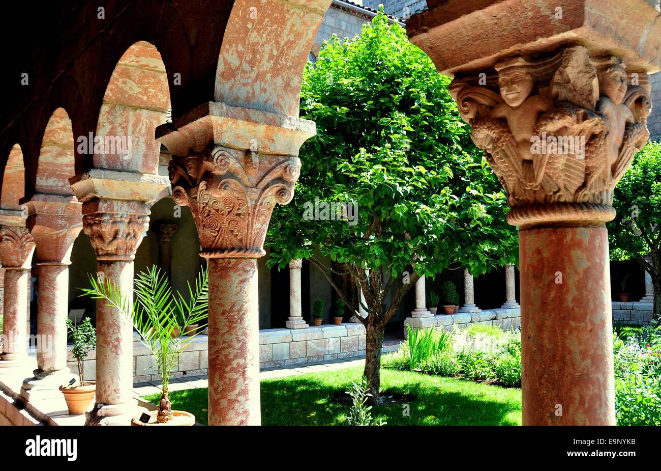 NYC: Handsome Romanesque capitols top columns in the great Cuxa ...