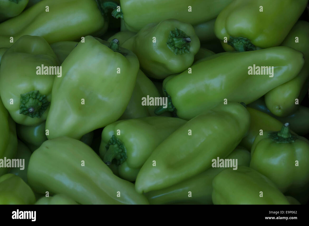Long green pepper hi-res stock photography and images - Alamy