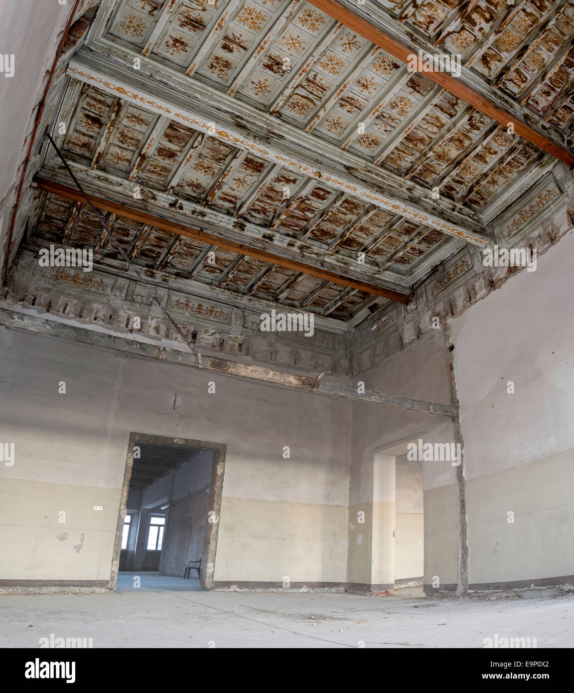 Interiors of an abandoned madhouse in the downtown Stock Photo - Alamy