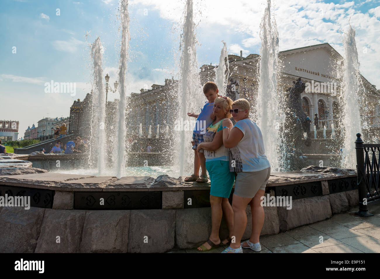Alexander Garden in Moscow attract people in hot Russian summer Stock ...