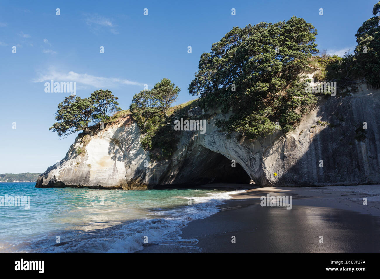 Cathedral Cove Coromandel New Zealand Beach Blue Sky Sea Sand Cave ...