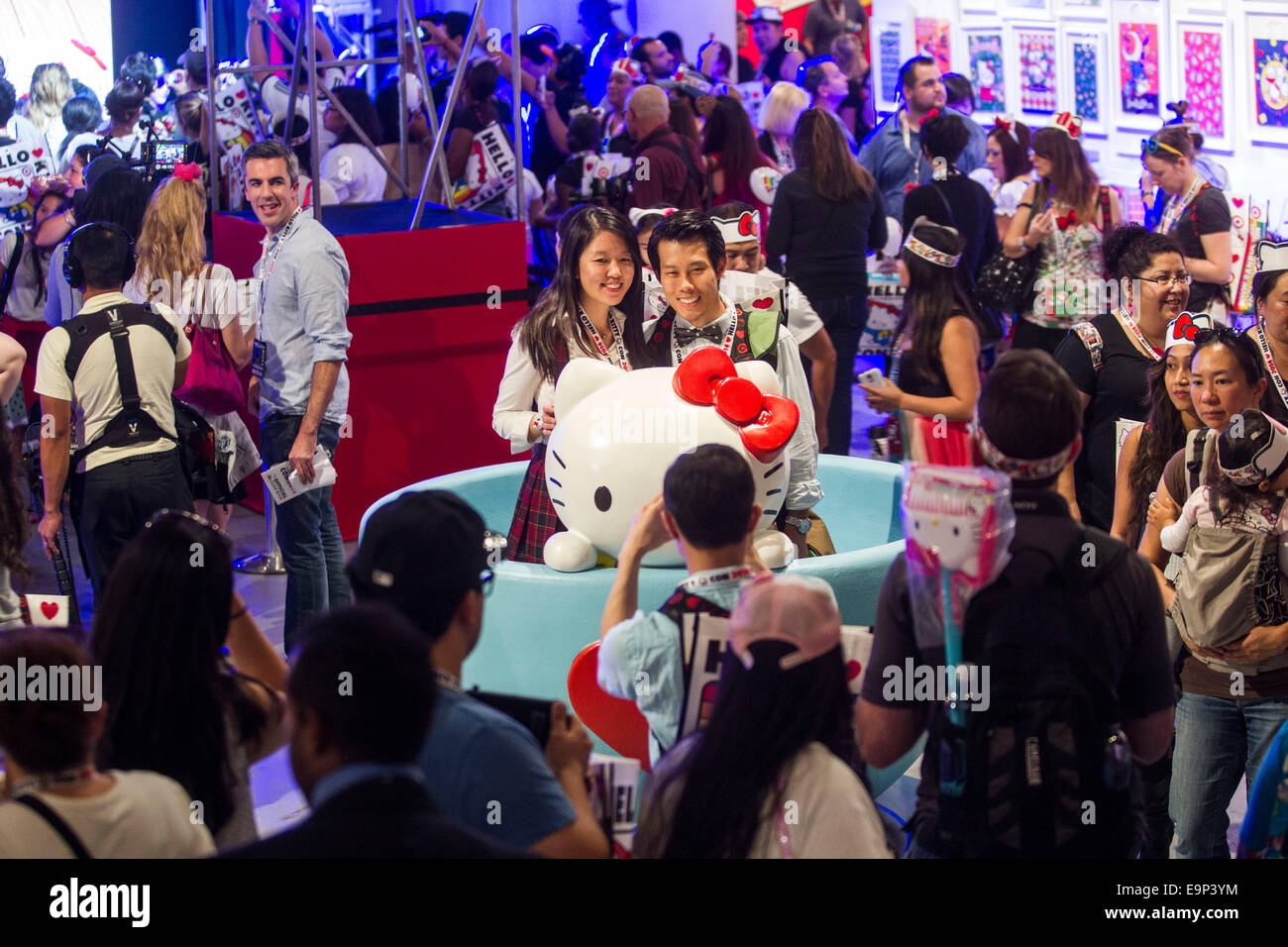 Hello kitty characters hi-res stock photography and images - Alamy