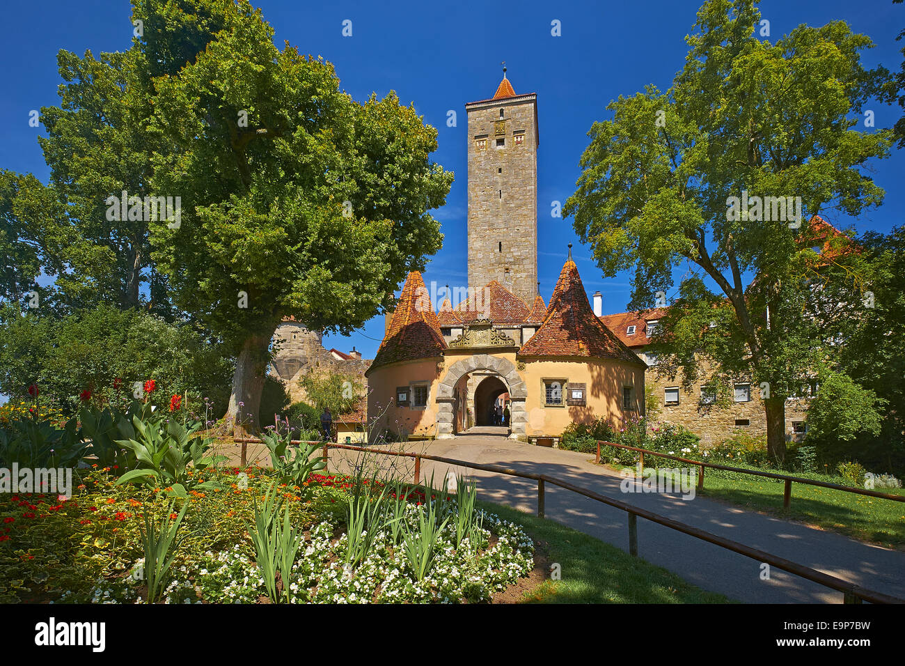 Castle gate and castle garden in rothenburg ob der tauber hi-res stock ...