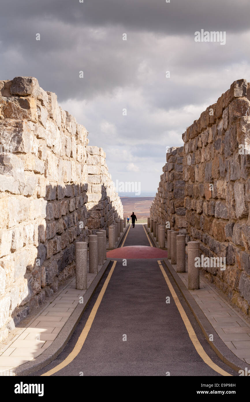 The Coldstone Cut is a piece of public art at Coldstone Quarry near ...