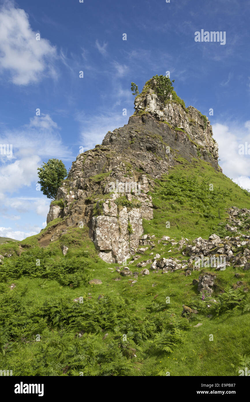 View of rock outcrop 'tower' formation, Castle Ewen, Fairy Glen ...