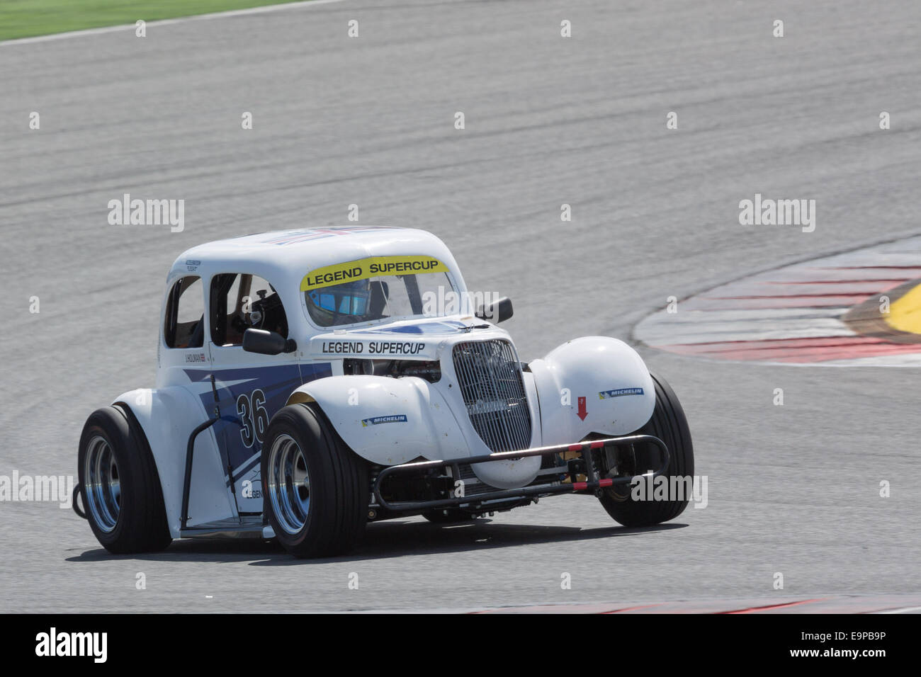 Acceleration 2014: Legend Supercup race at Algarve International ...