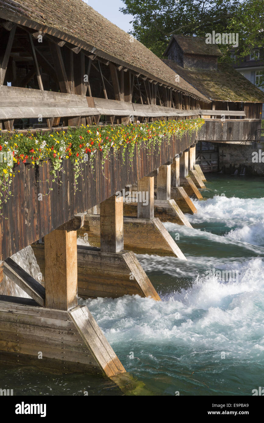 Sluice structure hi-res stock photography and images - Alamy