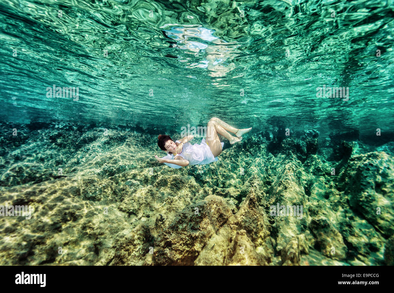 Girl dancing under water hi-res stock photography and images - Alamy