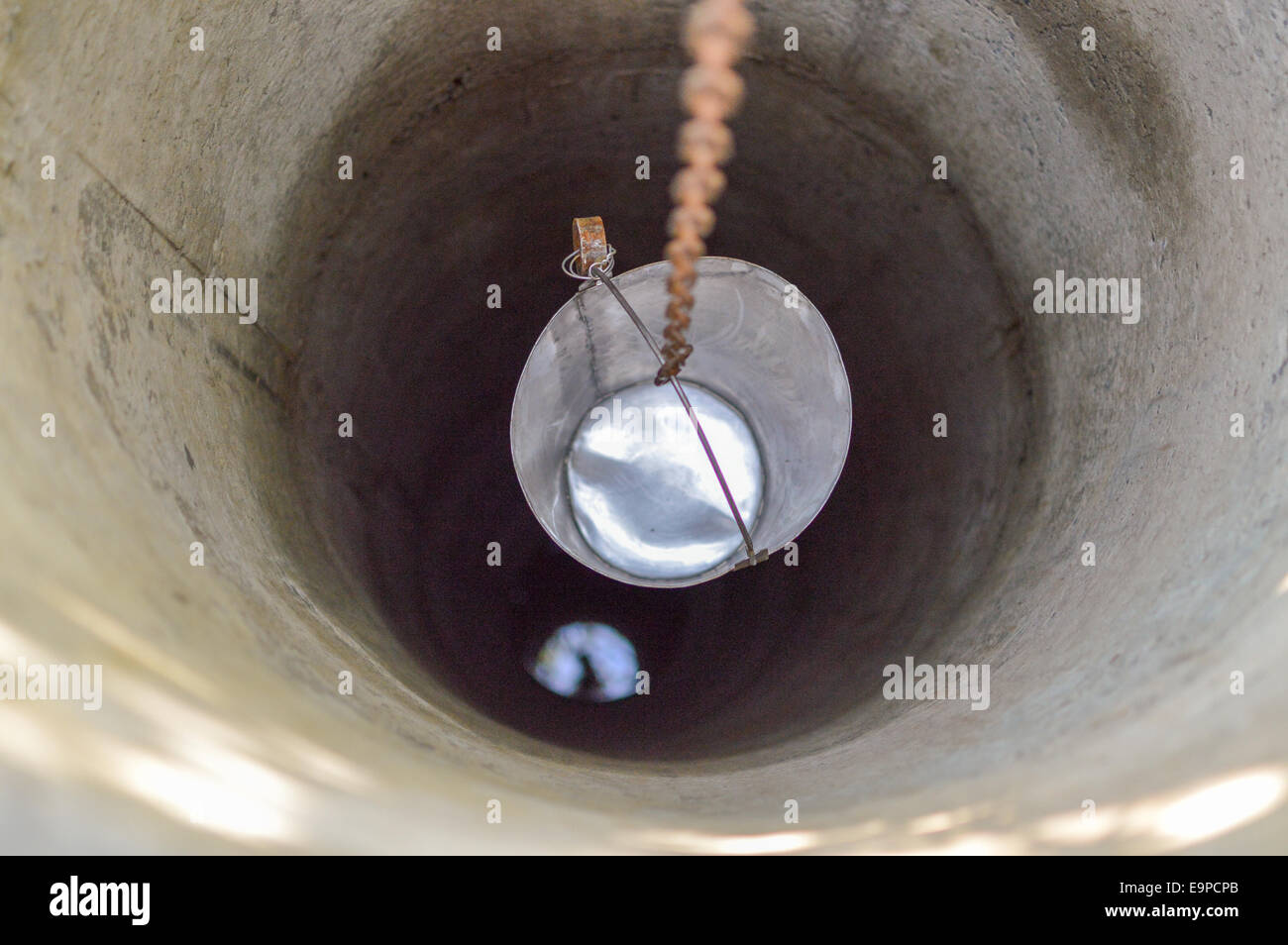 Non standard hi-res stock photography and images - Alamy