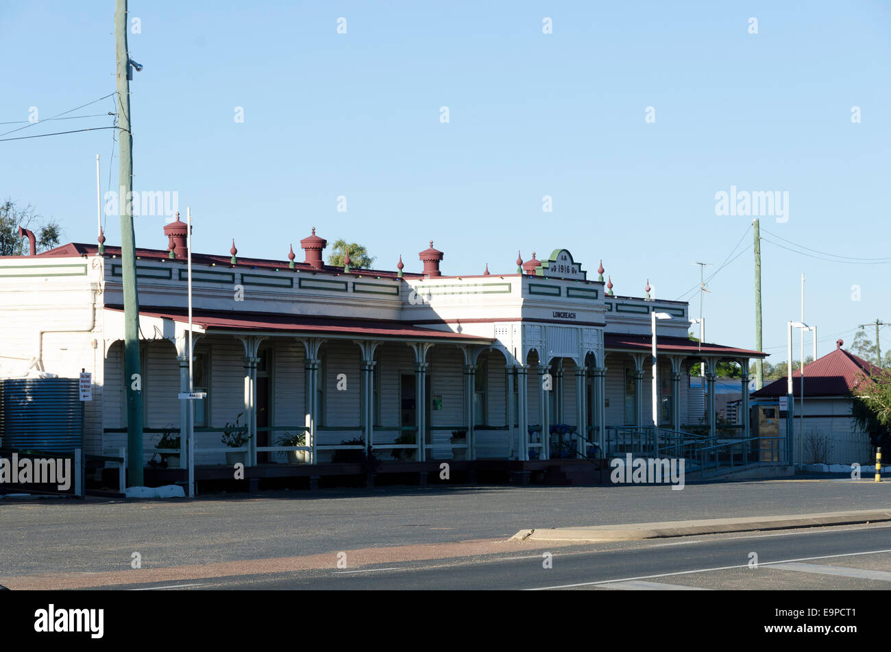 Longreach railway station queensland hi-res stock photography and ...