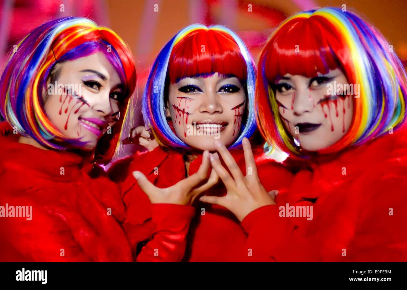 A Hallowmas carnival is holding at Beijing Happy Valley for tourists in ...