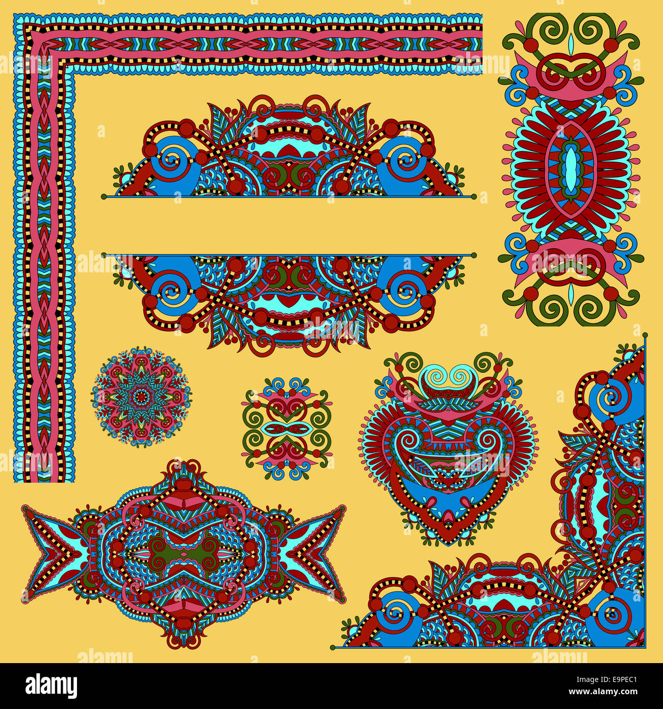 Paisley circle frame border hi-res stock photography and images - Alamy