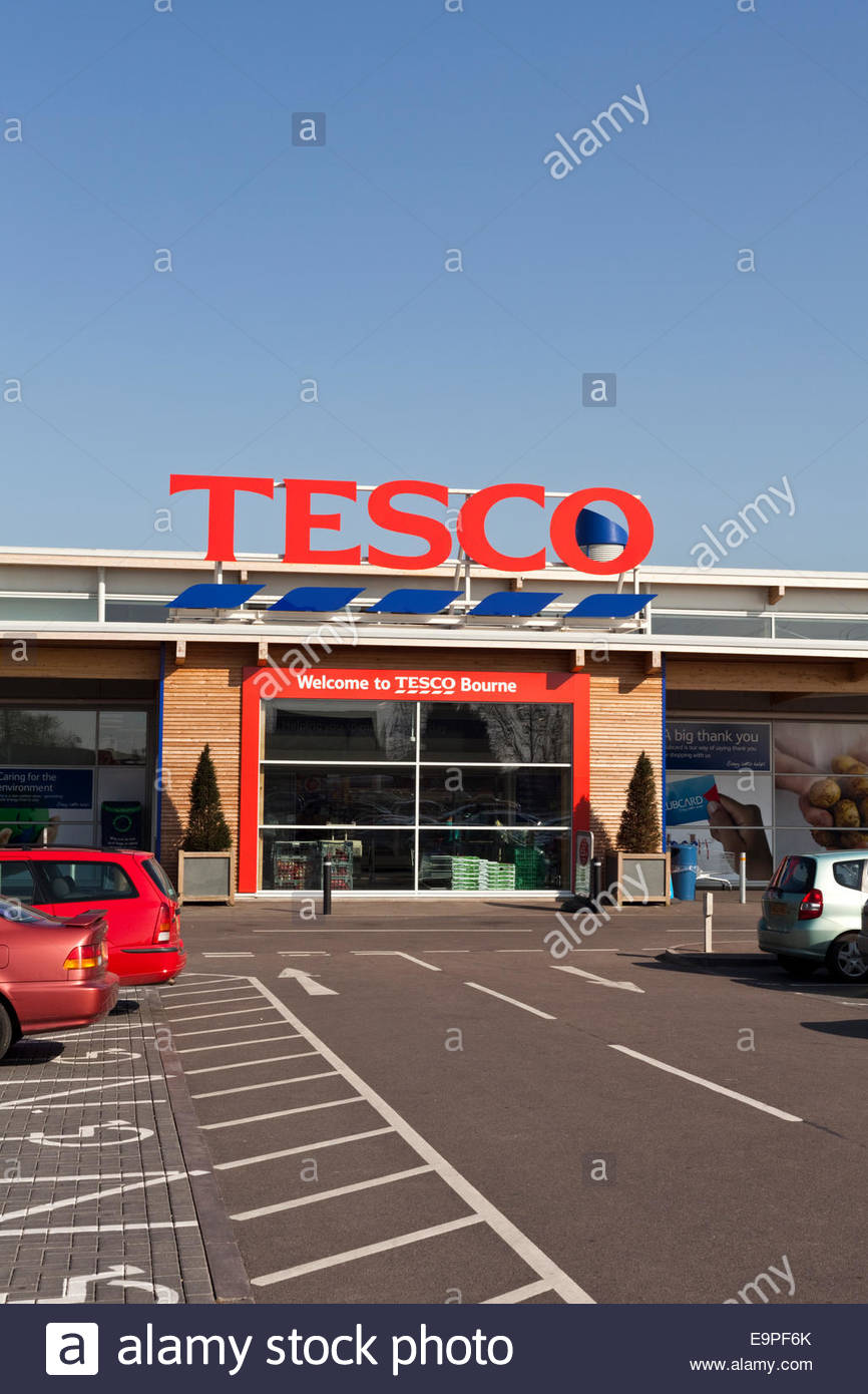 Tesco Store Front High Resolution Stock Photography and Images - Alamy