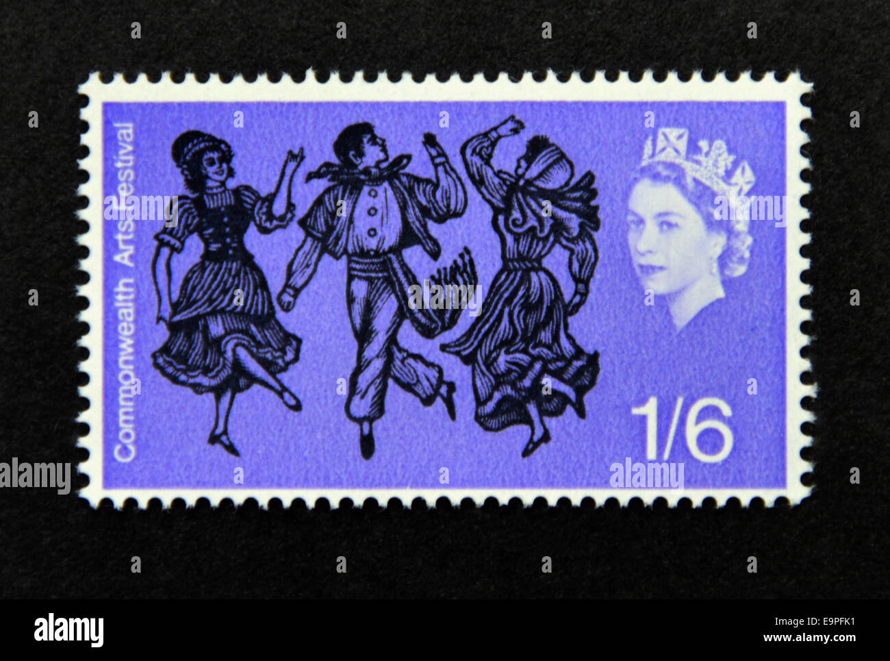 Postage stamp. Great Britain. Queen Elizabeth II. Commonwealth Art ...