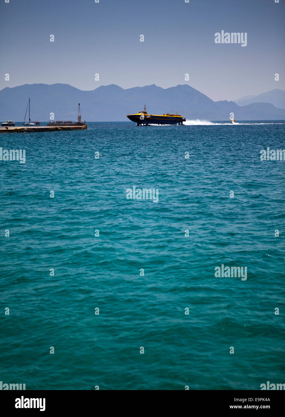 A Hydrofoil ferry in the Greek Island of Aegina, Greece Stock Photo - Alamy